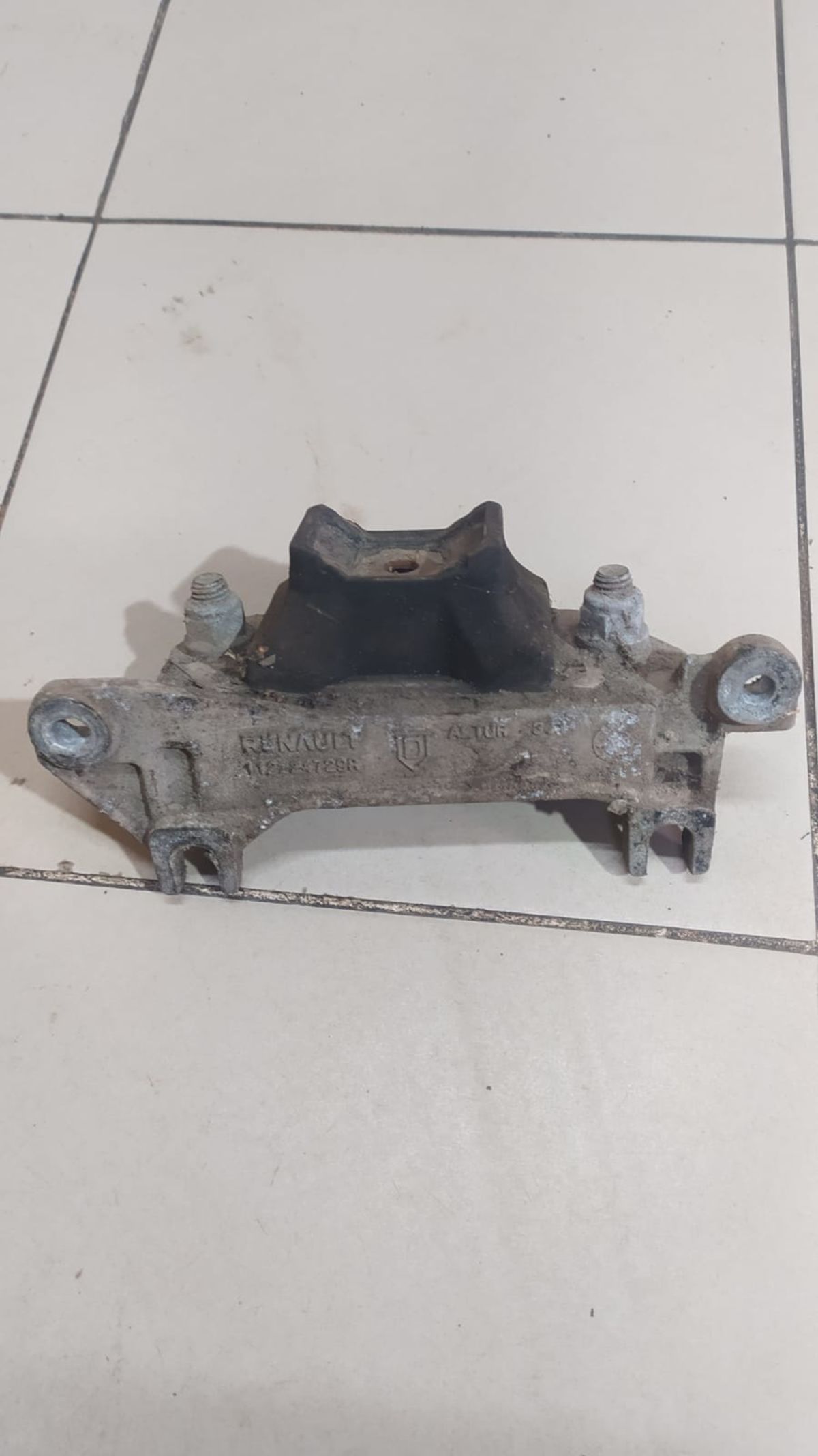 Опора КПП левая Nissan Almera III (G15) (2012–2018) | Артикул 21492